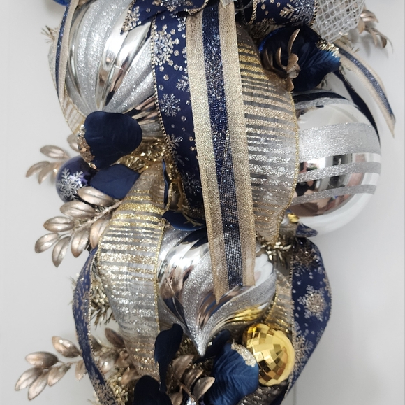 Handmade | Holiday | Navy Blue Gold And Silver Christmas Swag With ...
